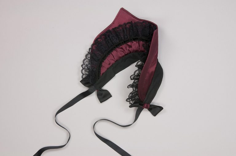 FELINE LOLITA: Cat Bonnet Tutorial – Cosplay-Culture