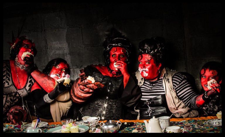 HOT TIMES: Hellboy Victorian Tea Party – Cosplay-Culture