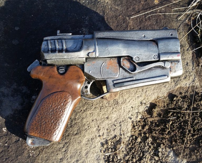 MASTER BLASTER: Fallout 76 Pistol Tutorial – Cosplay-Culture